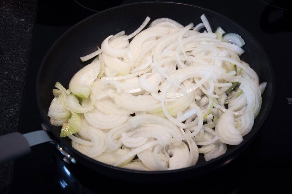 Simple Onion Couscous Recipe | Elephantastic Vegan