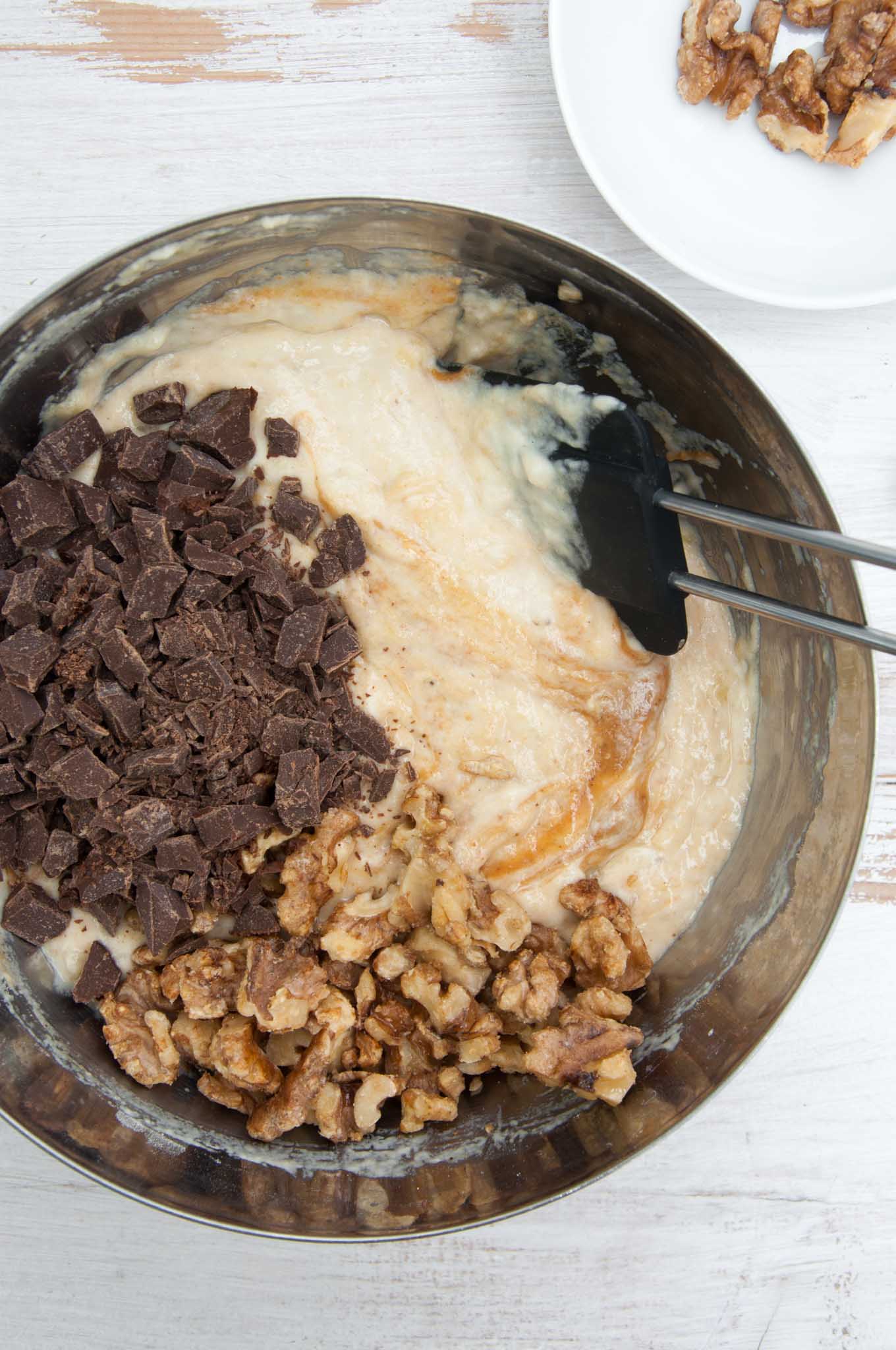 Vegan Chunky Monkey Pancakes Recipe | Elephantastic Vegan