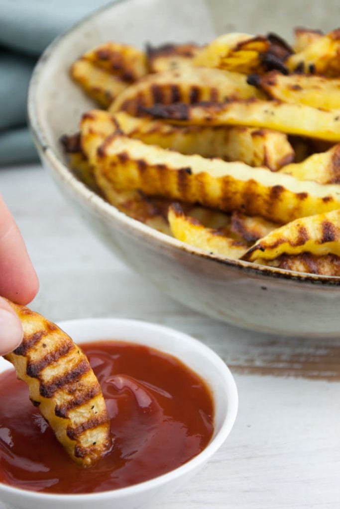 Homemade Crinkle Cut Fries | Elephantastic Vegan