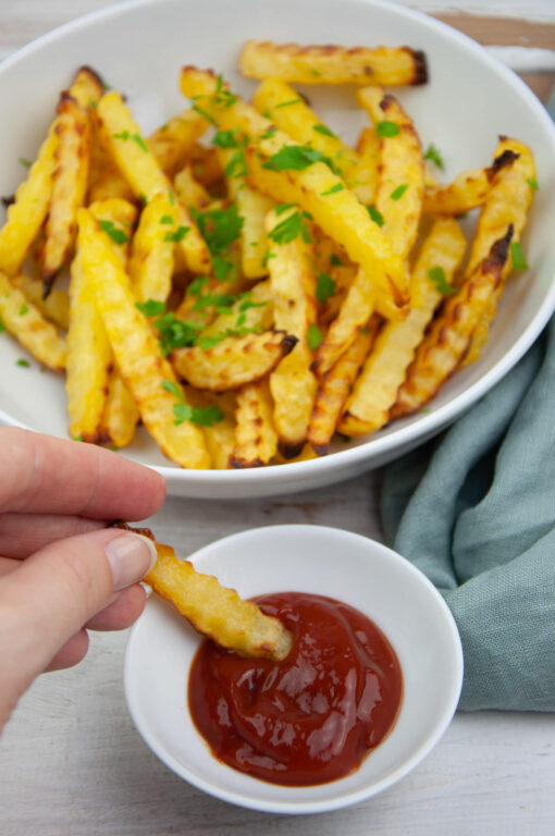 Homemade Crinkle Cut Fries - Elephantastic Vegan