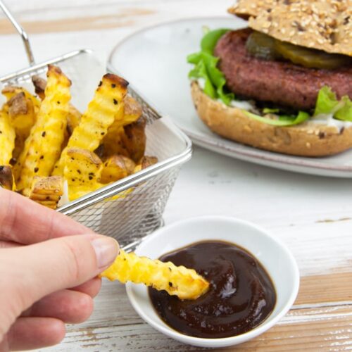 Homemade Crinkle Cut Fries | Elephantastic Vegan