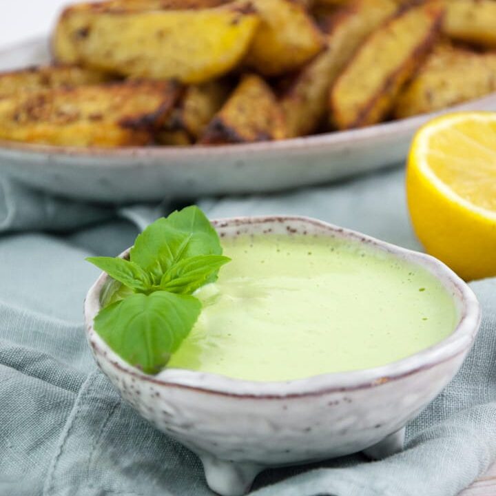 Creamy Basil Dip Recipe (Vegan & Gluten-Free) - Elephantastic Vegan