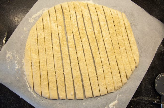 Sesame Grissini / Breadsticks - Elephantastic Vegan
