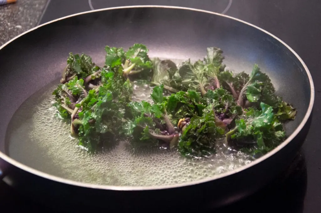 How to cook Kalettes / Flower Sprouts - Elephantastic Vegan