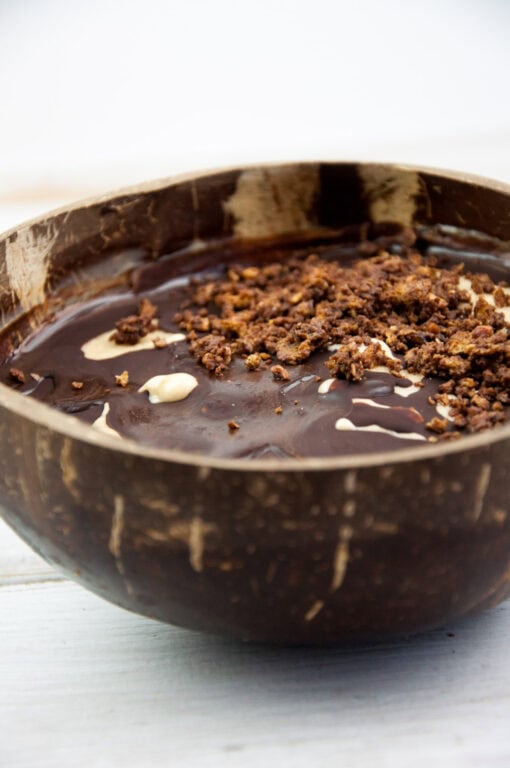 PB Nice Cream with Magic Chocolate Shell - Elephantastic Vegan